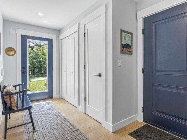 house with 3 bedroom, Scarborough ME ES104791420