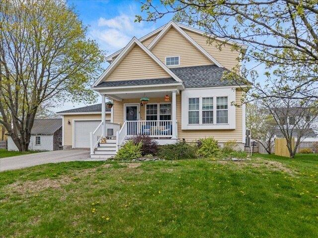 house with 3 bedroom, Scarborough ME ES104809113