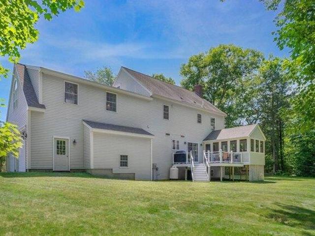 house with 3 bedroom, Scarborough ME ES104833286
