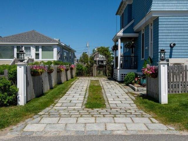 house with 3 bedroom, Scarborough ME ES105208131