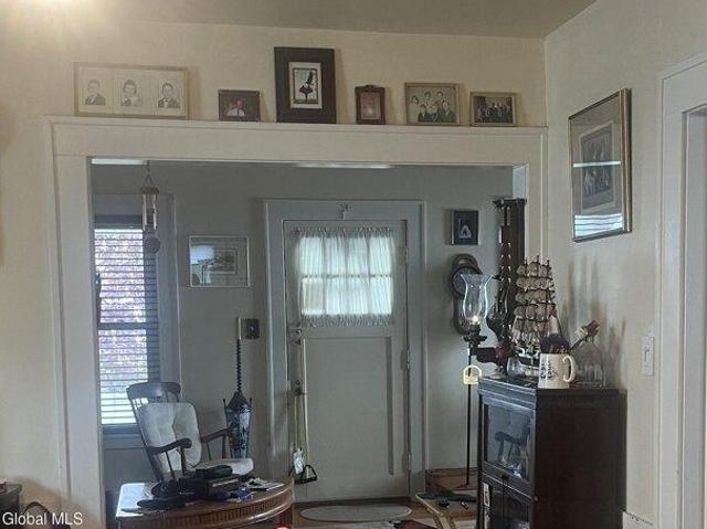 house with 3 bedroom, Schenectady NY DS103604376