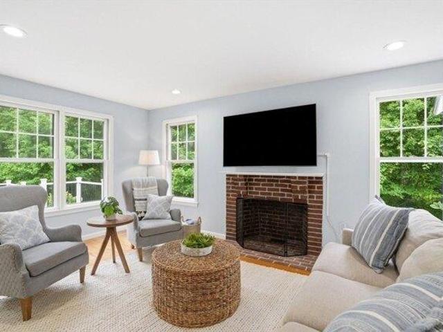 house with 3 bedroom, Scituate MA ES105080496