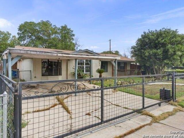 house with 3 bedroom, San Antonio TX DS94434881