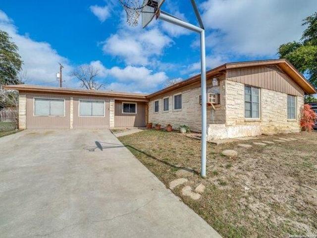 house with 3 bedroom, San Antonio TX ES90899541