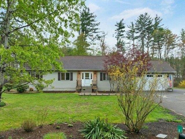 house with 3 bedroom, Sanbornton NH DLS103100682