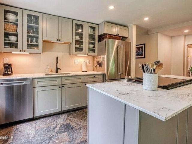 house with 3 bedroom, Sandisfield MA ES105193189