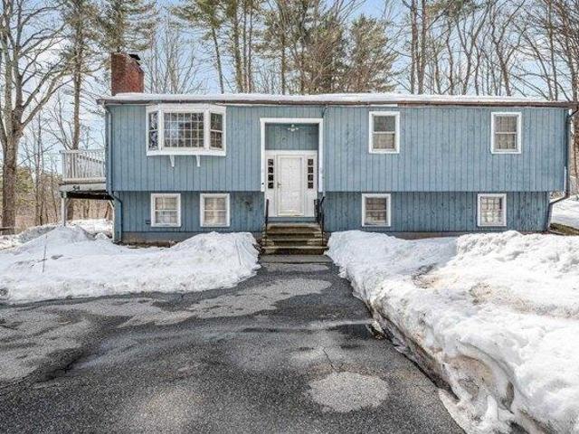 house with 3 bedroom, Sandown NH DLS102029092