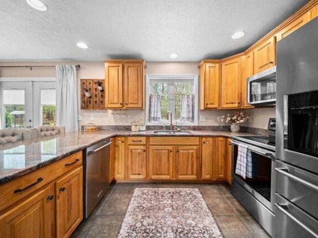 house with 3 bedroom, Sandown NH DLS102346992
