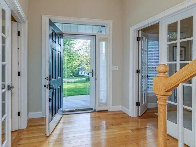 house with 3 bedroom, Sandown NH DLS102668555