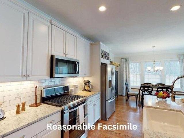 house with 3 bedroom, Sandown NH DLS102669553