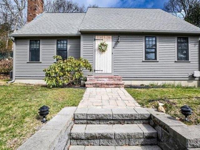 house with 3 bedroom, Sandwich MA DLS102343189