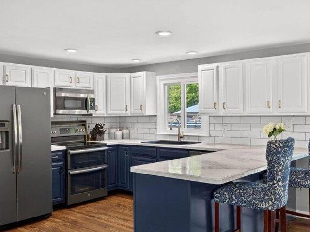house with 3 bedroom, Sandwich MA DLS103069265