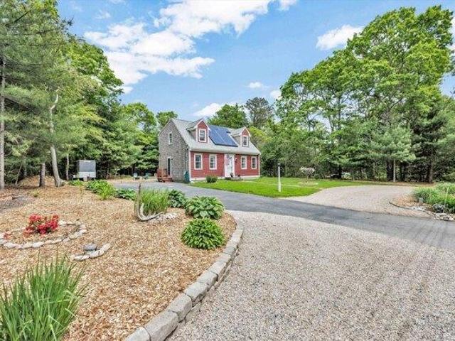 house with 3 bedroom, Sandwich MA DLS103074954