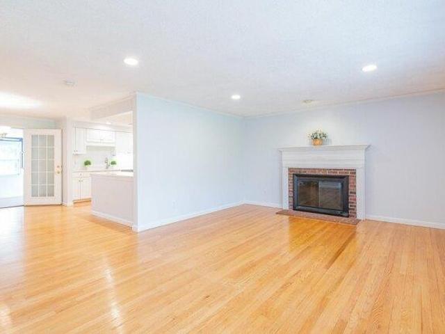house with 3 bedroom, Sandwich MA DS101958011