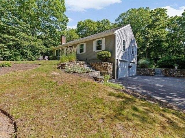 house with 3 bedroom, Sandwich MA DS102412076