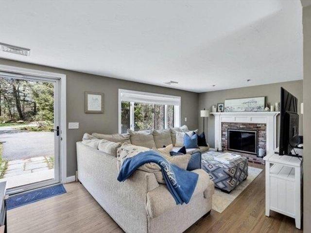 house with 3 bedroom, Sandwich MA DS102633920
