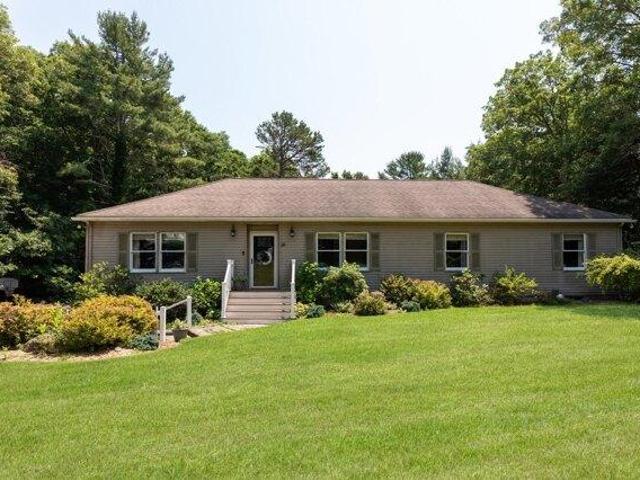 house with 3 bedroom, Sandwich MA DS104115610