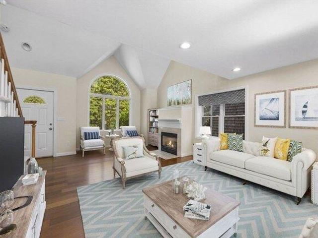 house with 3 bedroom, Sandwich MA DS104377065
