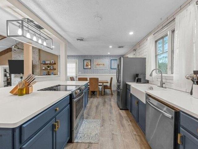 house with 3 bedroom, Sandwich MA ES103499573