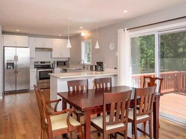 house with 3 bedroom, Sandwich MA ES104192503