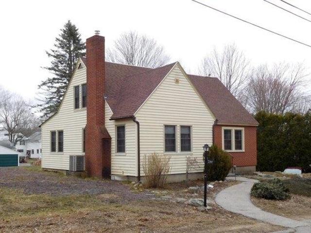 house with 3 bedroom, Sanford ME DS102119556