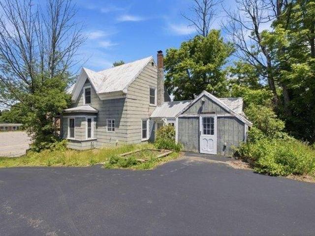 house with 3 bedroom, Sanford ME DS103887048