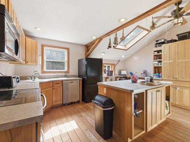 house with 3 bedroom, Sanford ME DS103969002