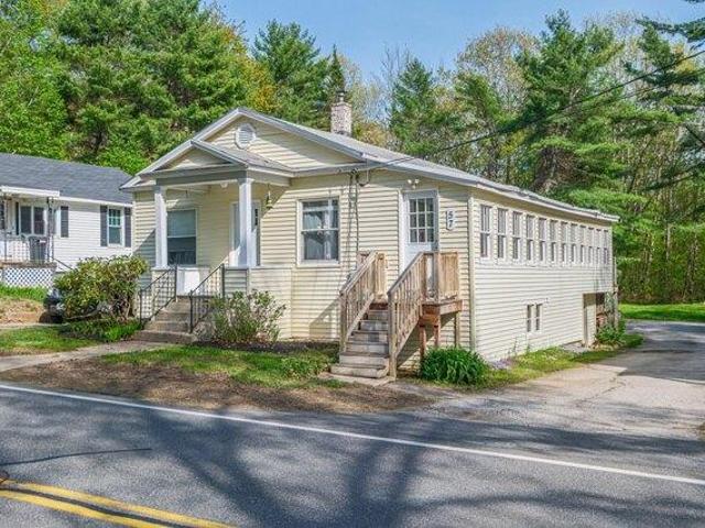 house with 3 bedroom, Sanford ME ES104191144