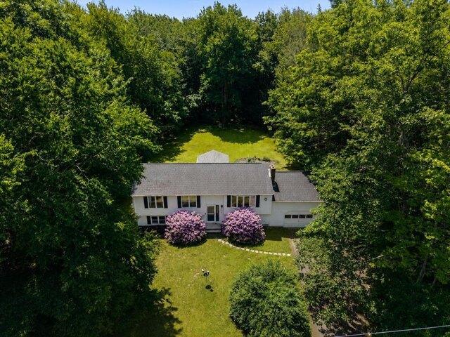 house with 3 bedroom, Sanford ME ES104570340