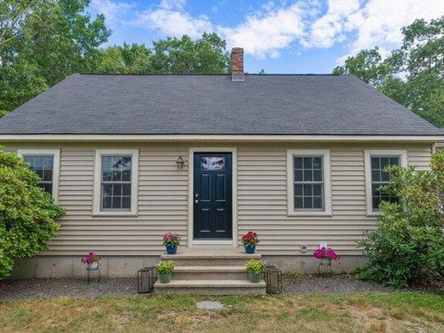house with 3 bedroom, Sanford ME ES104921196