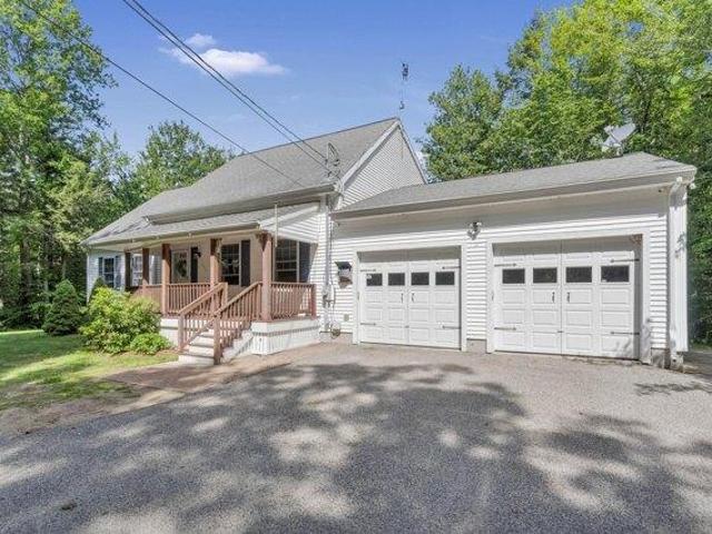 house with 3 bedroom, Sanford ME ES105117027