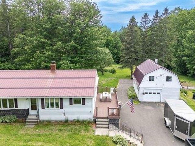 house with 3 bedroom, Sangerville ME DS104112127