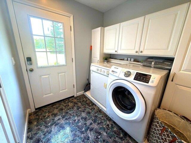 house with 3 bedroom, Sangerville ME ES103886428
