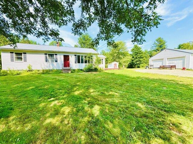 house with 3 bedroom, Sangerville ME ES104444125