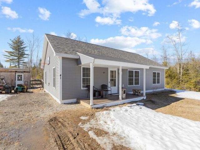 house with 3 bedroom, Sabattus ME DLS102318356