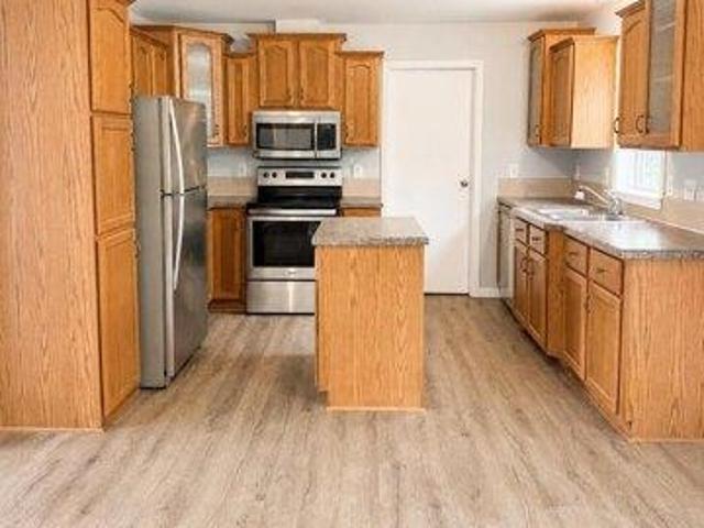 house with 3 bedroom, Sabattus ME ES103249723
