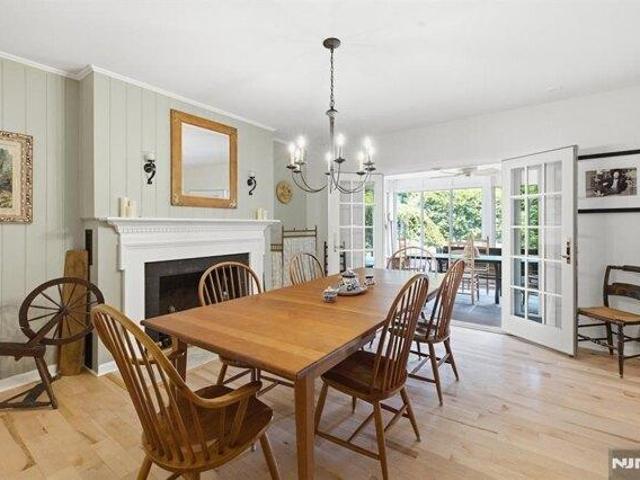 house with 3 bedroom, Saddle River NJ ES104444757