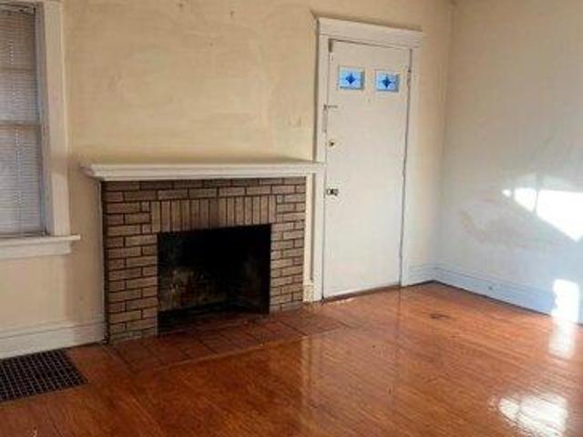 house with 3 bedroom, Saint Louis MO DLS93106536
