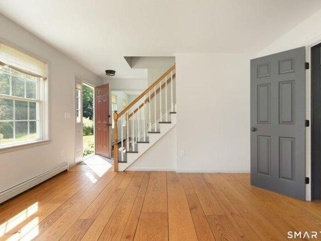 house with 3 bedroom, Salisbury CT ES105142977
