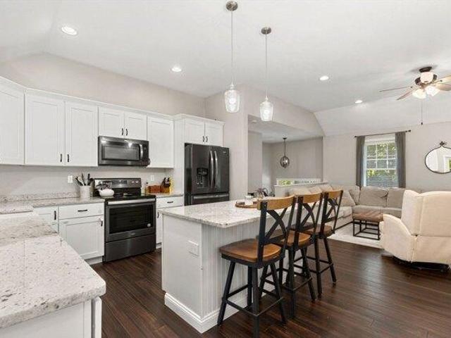 house with 3 bedroom, Salisbury MA ES105082363