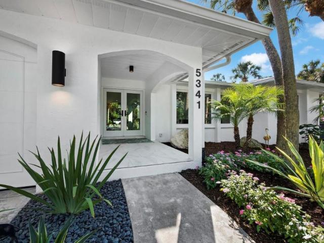 house with 3 bedroom, Sarasota FL DS102658943