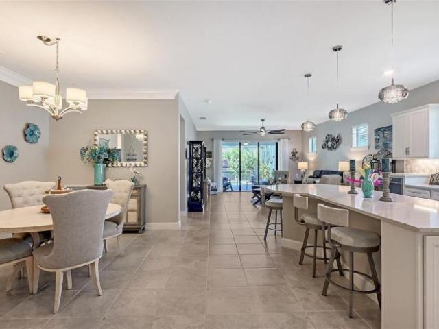 house with 3 bedroom, Sarasota FL DS102660015