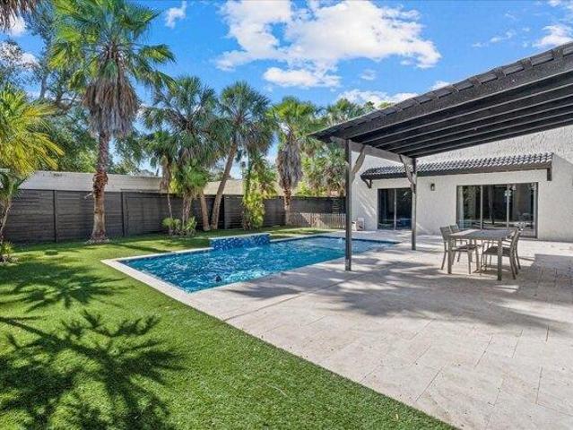 house with 3 bedroom, Sarasota FL ES104900307