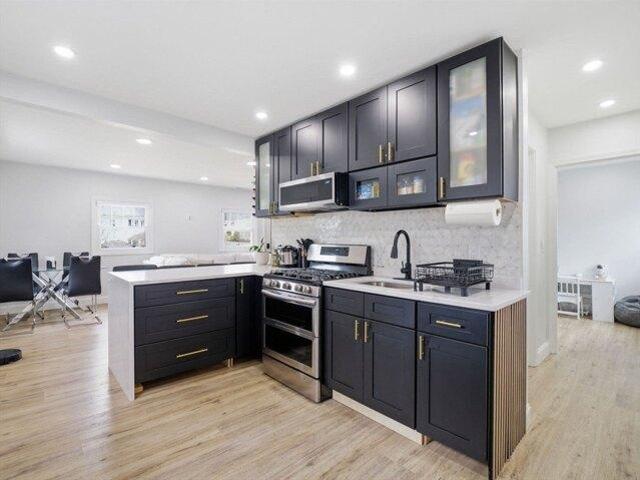 house with 3 bedroom, Saugus MA DLS102444211