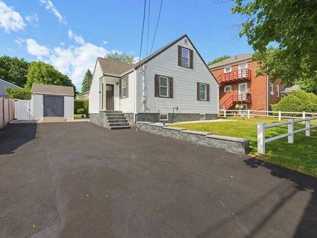 house with 3 bedroom, Saugus MA DLS102777053