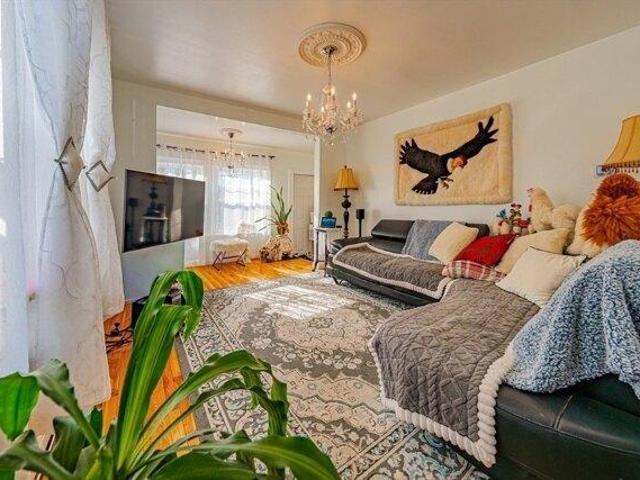 house with 3 bedroom, Saugus MA DS102443416