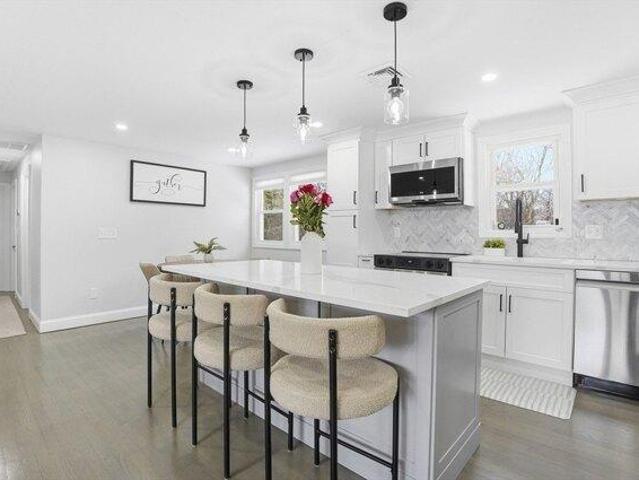 house with 3 bedroom, Saugus MA DS102443359
