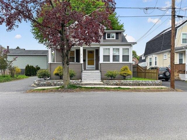 house with 3 bedroom, Saugus MA DS102118904