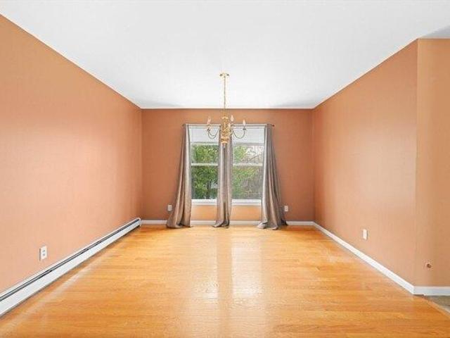 house with 3 bedroom, Saugus MA ES103016631