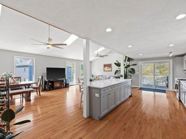 house with 3 bedroom, Saugus MA ES103069276
